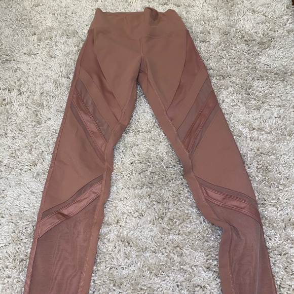 ALO Yoga | Pants & Jumpsuits | Blush Pink Alo Yoga Leggings Size Xs ...